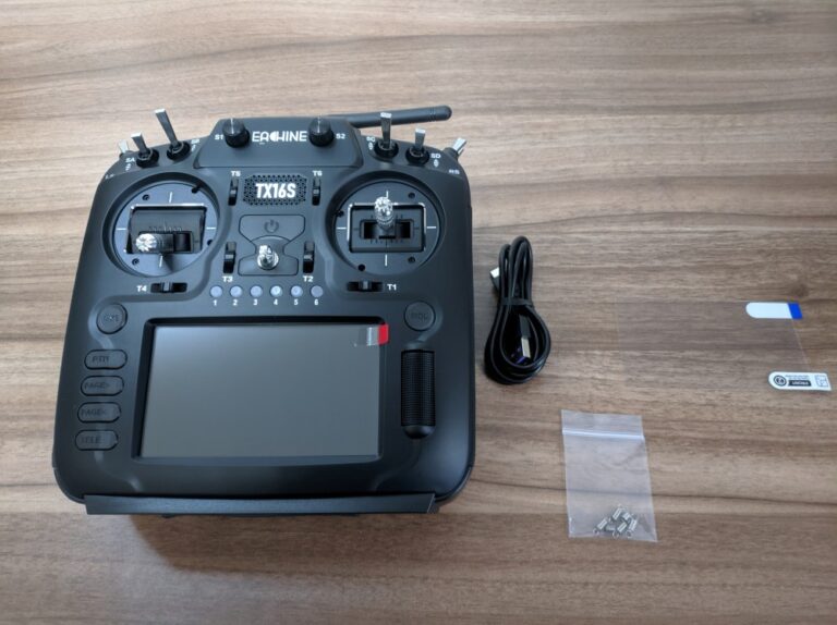 レビュー：Eachine TX16S マルチプロトコル送信機